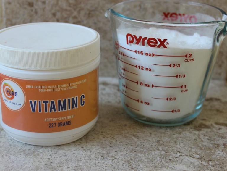 DIY Chlorine-Blasting Bath Bombs - Scratch Mommy